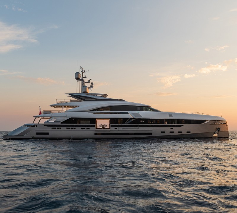 48M CONTEMPORARY SUPERYACHT Yacht Charter Details, Rossinavi ...